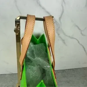 Louis Vuitton | Bags | Louis Vuitton Green Vernis Reade Pm Limited ...